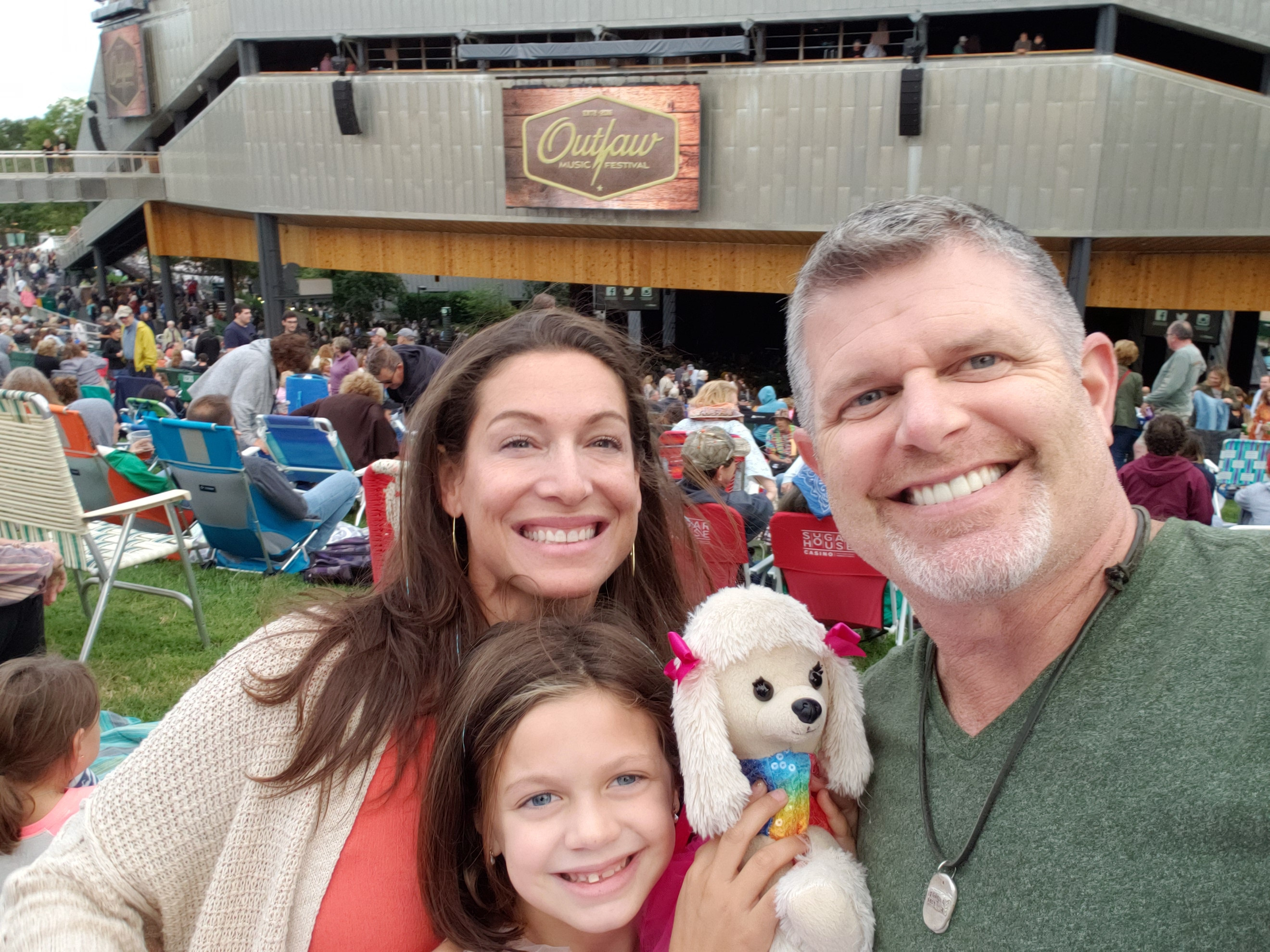 Event Feedback: Outlaw Music Festival: Willie Nelson, Bonnie Raitt and ...